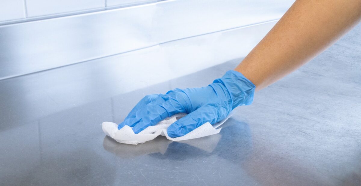 Reinigung in Altenheimen & Pflegeheimen | Tipps im hollu Ratgeber